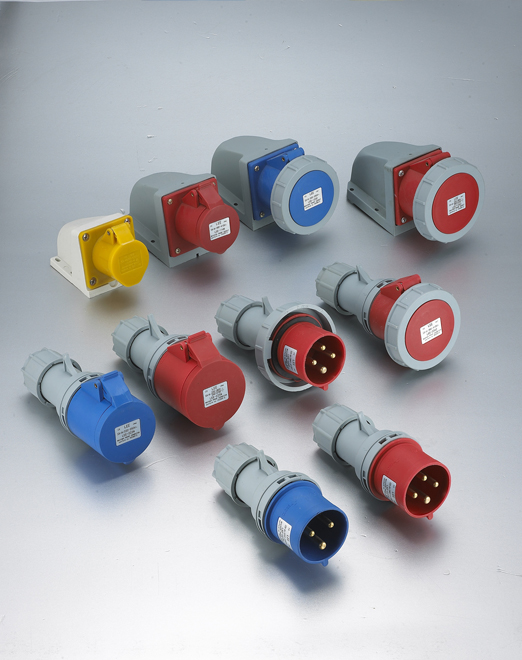 What are The Benefits of Using Industrial Plug and Socket? - JINH